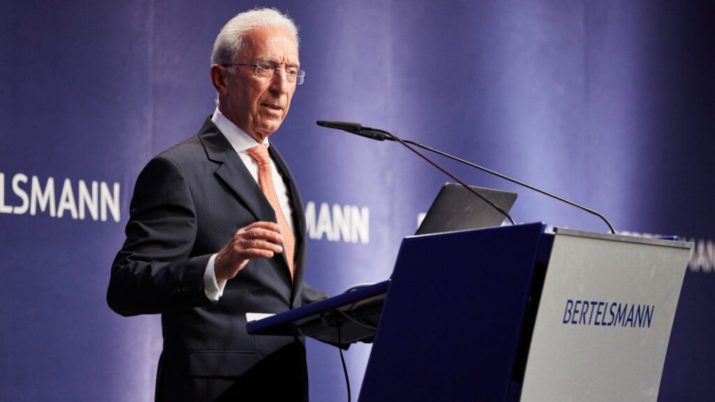 Familiarity with the biography of Professor Samii from Iran | Graphics ...